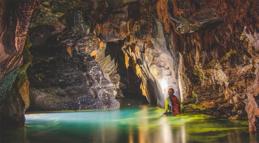 Hang En adventure camping in cave 2 days 1 night | localvietnam