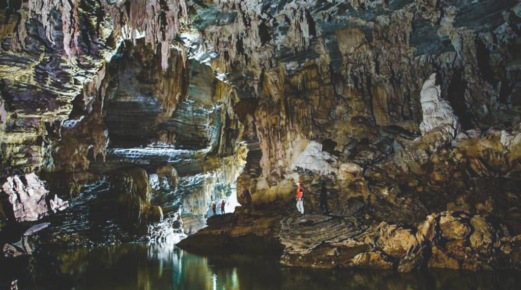 Tu Lan cave exploration 2 days in Phong Nha | localvietnam