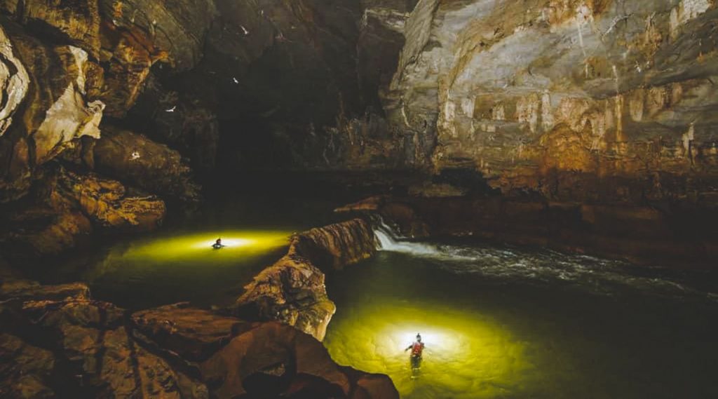 Tu Lan cave expedition 3 days in Phong Nha | localvietnam