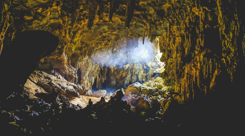 Tu Lan cave discovery 1 day in Phong Nha | localvietnam
