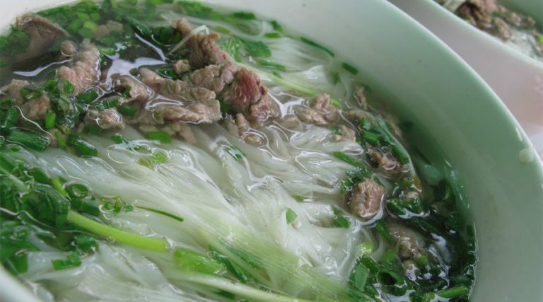 15x Best Street Food In Hanoi - Dishes, Locations & Tours