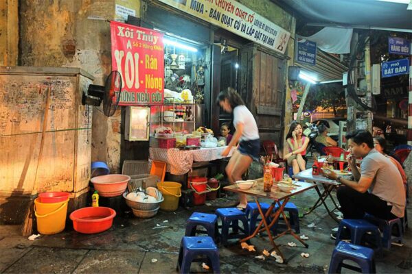 15x Best Street Food In Hanoi - Dishes, Locations & Tours