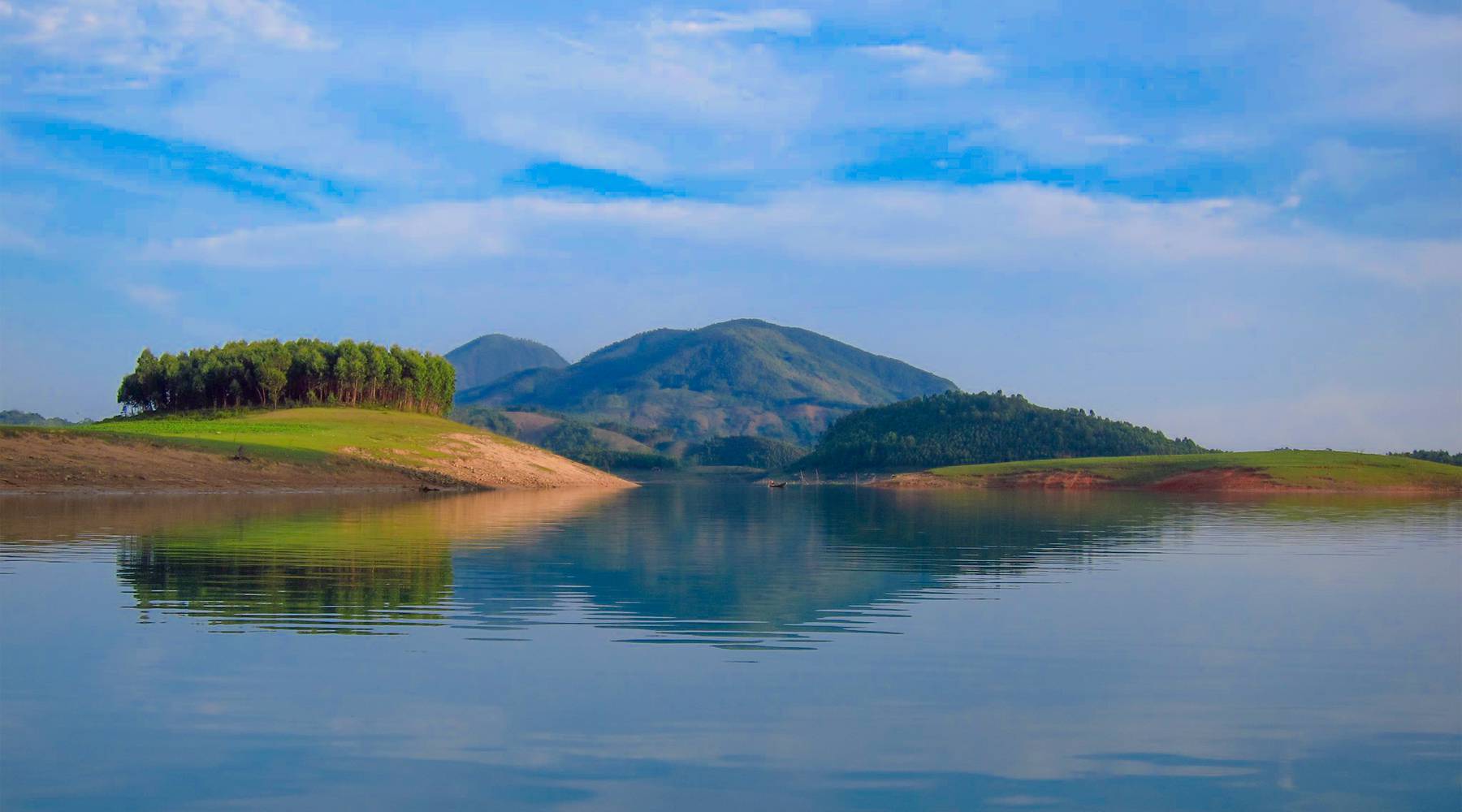 Local Vietnam - Vietnam Tours, Packages & Travel Guide