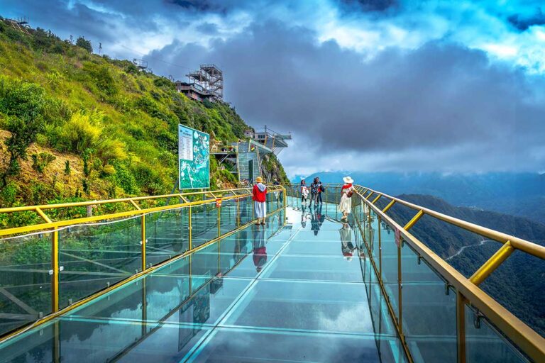 Sapa's Glass Bridge - Worth a visit or not? | Local Vietnam